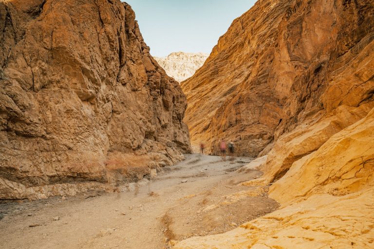 10 EPIC HIKES in DEATH VALLEY National Park (+Video)
