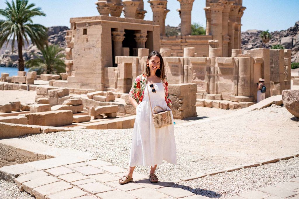 5 (EASY) Egypt Outfit Ideas (+Tips on What to Pack for Egypt)