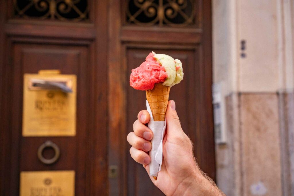 12 GLORIOUS Gelato Shops in Rome (You Can't Afford to Miss)