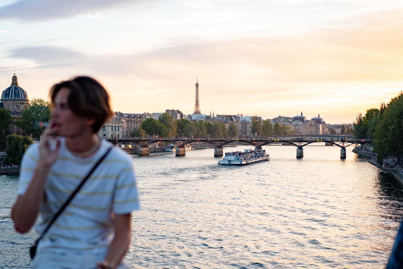 20 HONEST Pros and Cons of Living in Paris, France (+Advice)